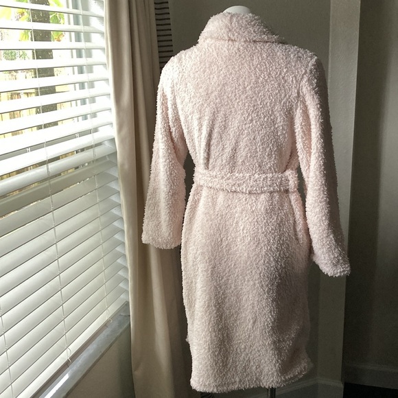 Ulta Beauty | Intimates & Sleepwear | Ulta Beauty Robe Size Small ...